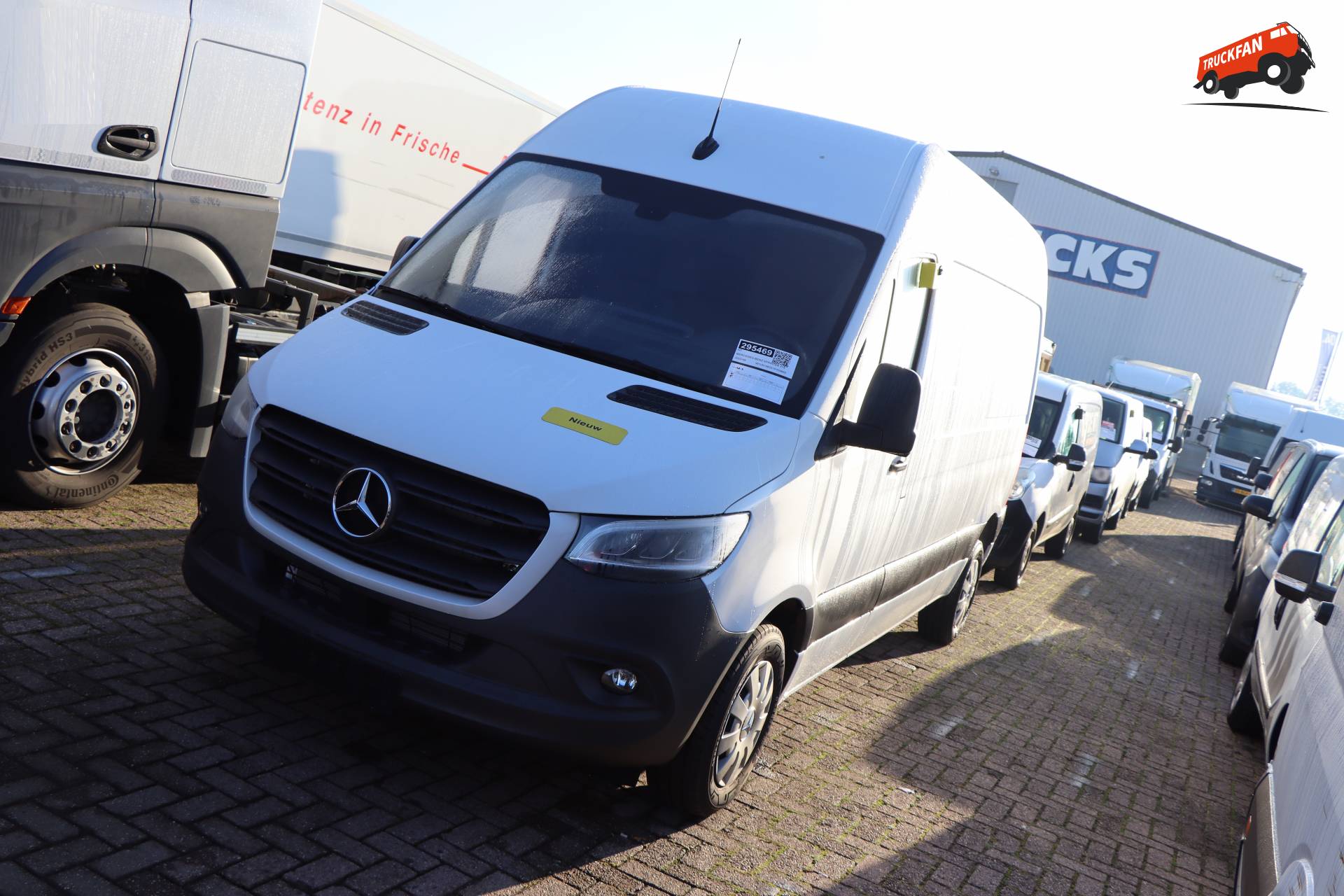 Foto Mercedes-Benz Sprinter #1492008 - TruckFan