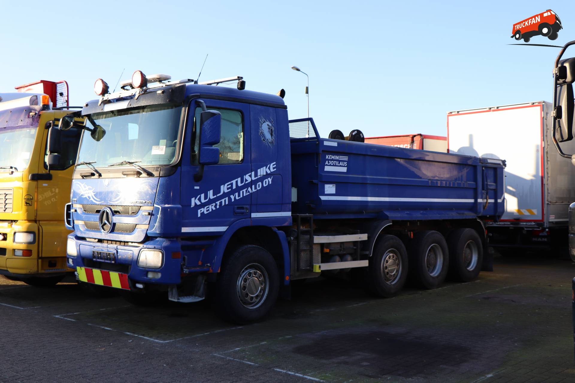 Foto Mercedes-Benz Actros MP3 #1501943 - TruckFan