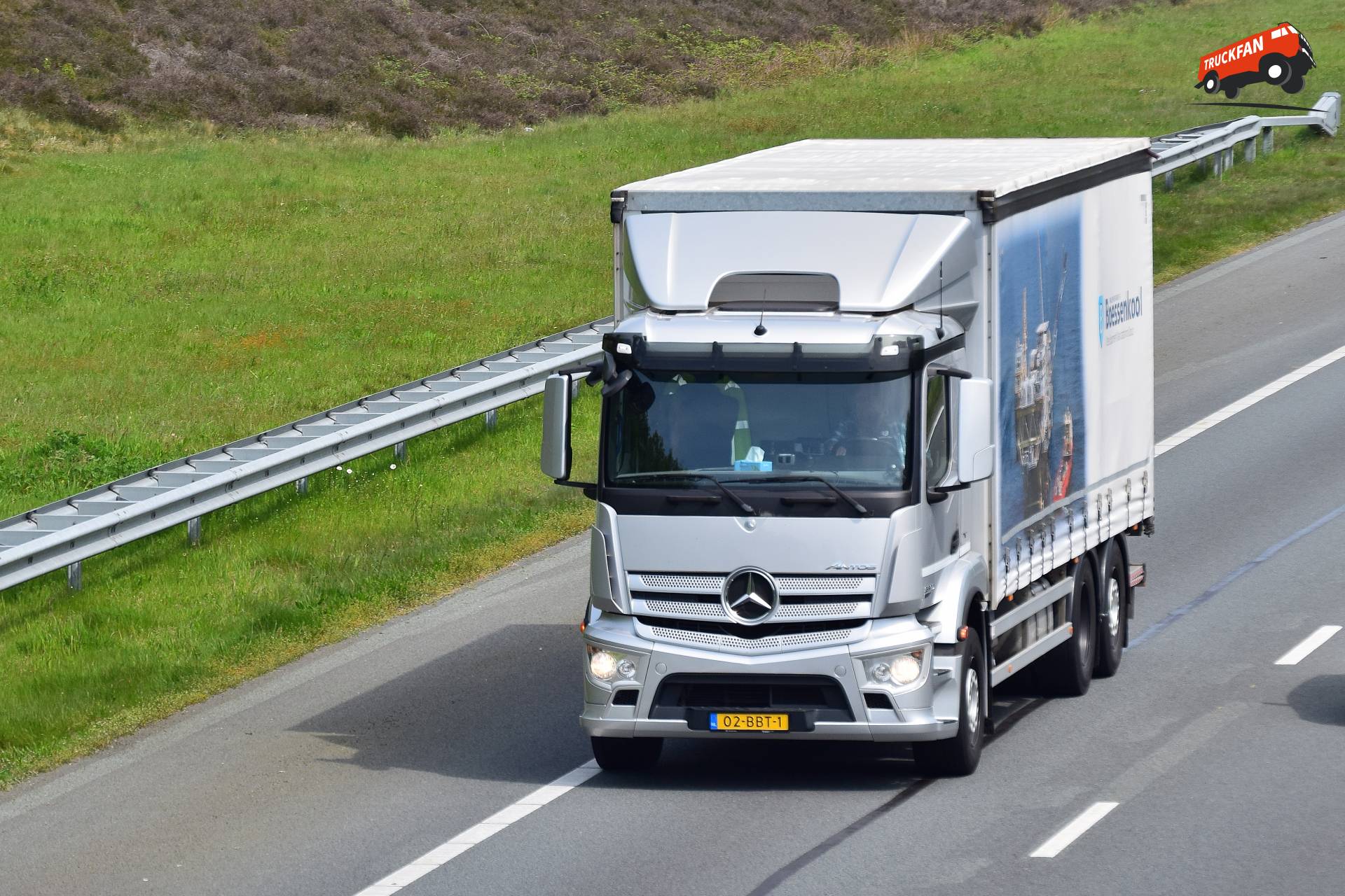 Foto Mercedes-Benz Antos #1593946 - TruckFan