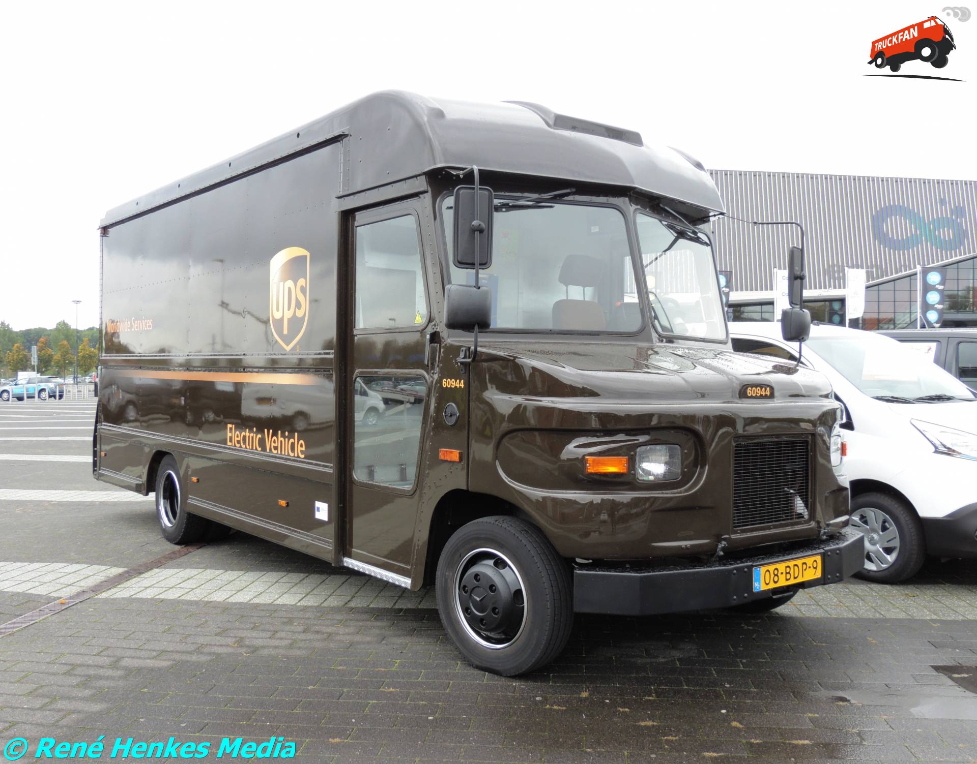Foto Mercedes-Benz Vario van UPS Special Transport Services B.V.