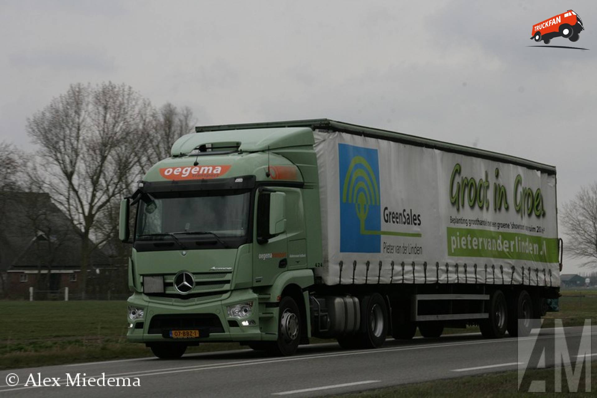 Foto Mercedes-Benz Actros MP4 van Oegema Transport Dedemsvaart B.V ...