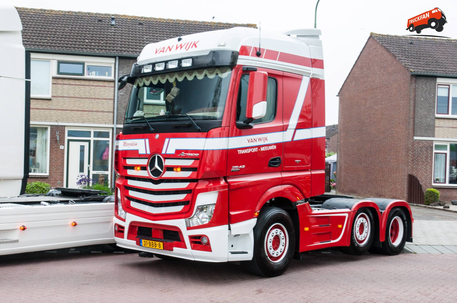 Foto Mercedes-Benz Actros MP4 van Van Wijk Transport - TruckFan