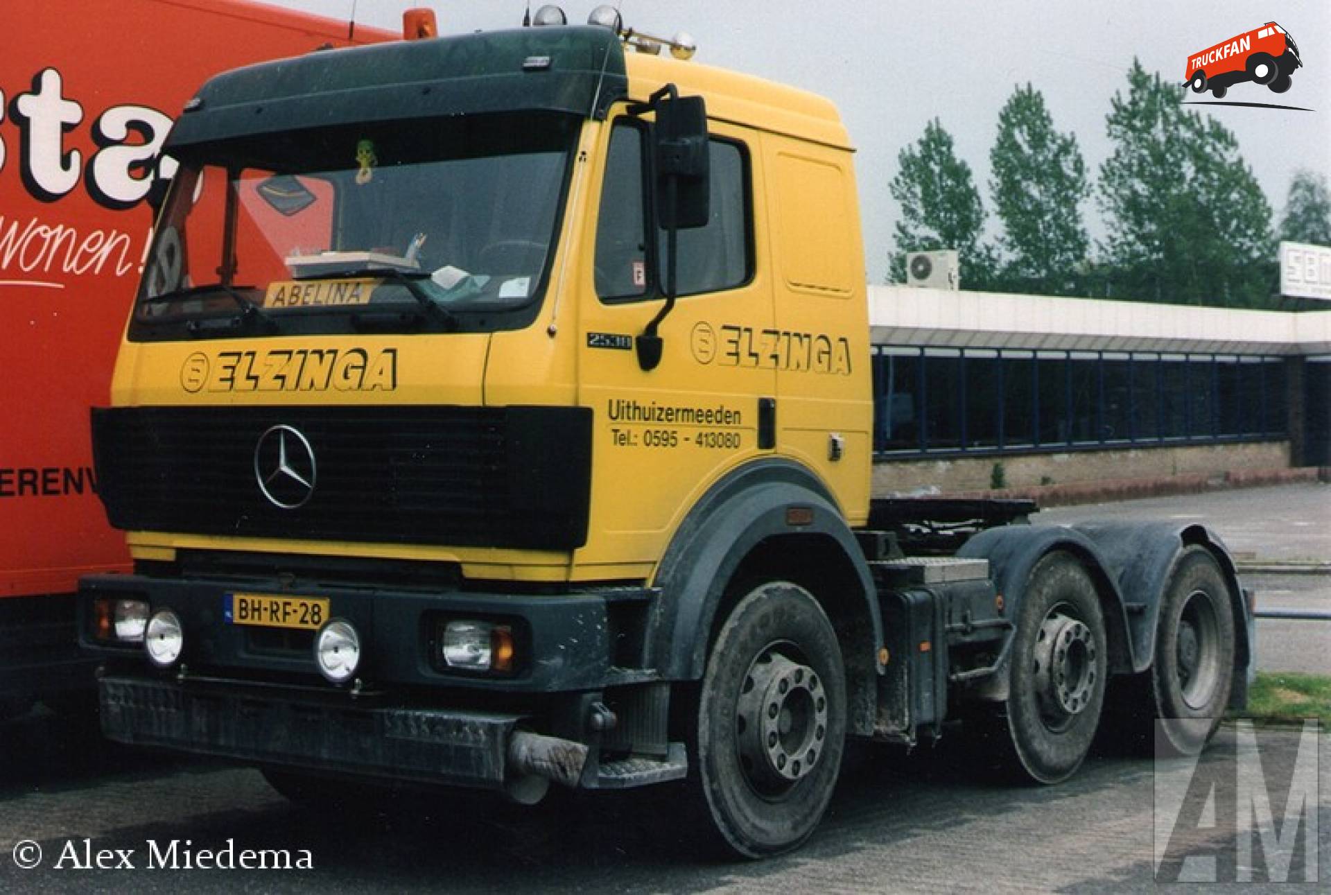 Foto Mercedes-Benz SK 88 van Elzinga Groep