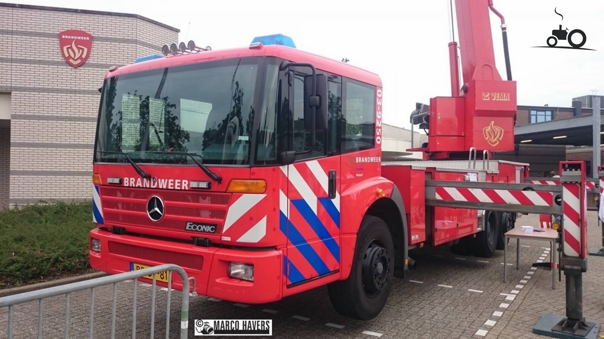 Foto Mercedes-Benz Econic #1066866 - TruckFan
