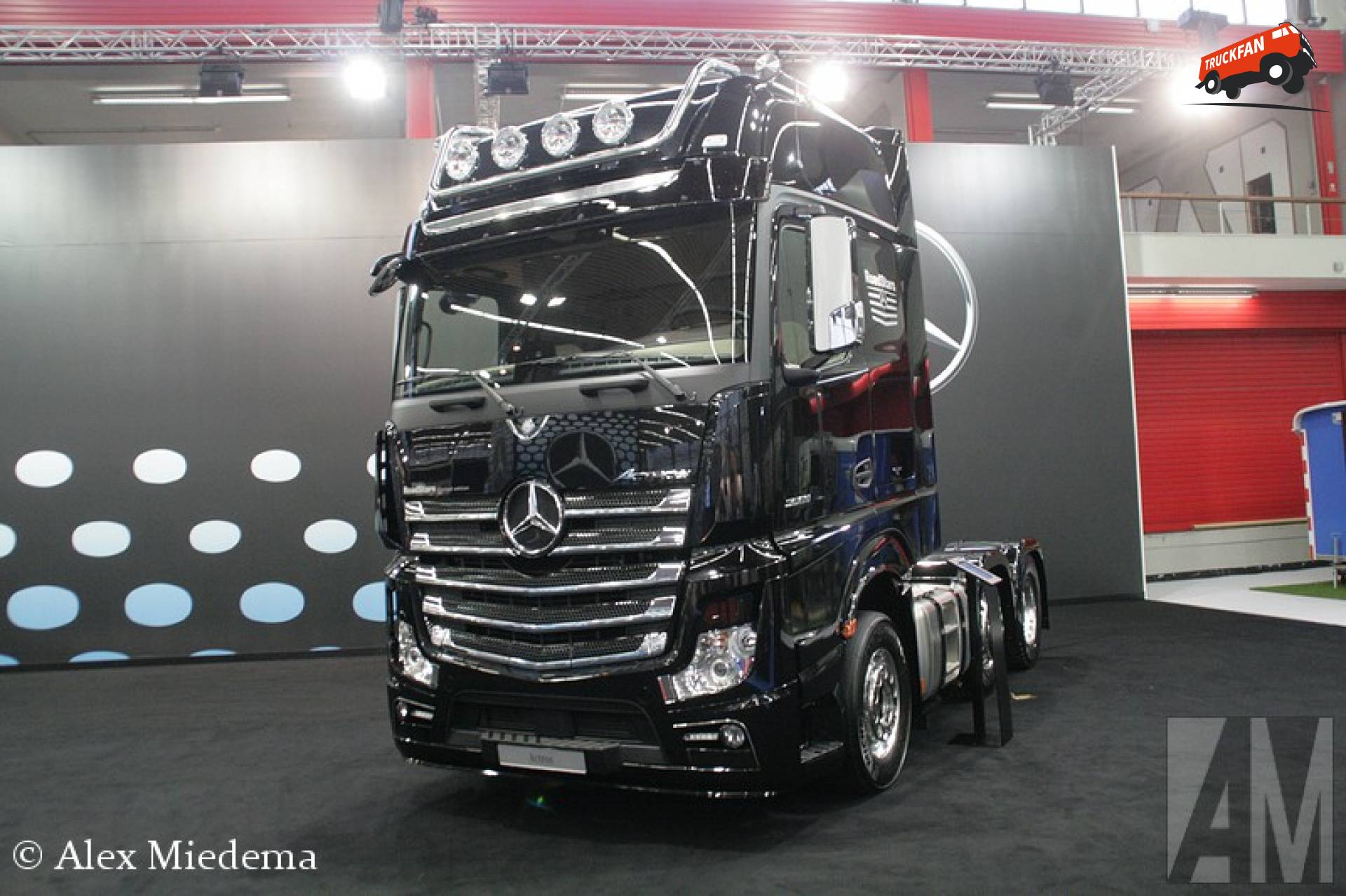 Foto Mercedes-Benz Actros MP4 #1072716 - TruckFan