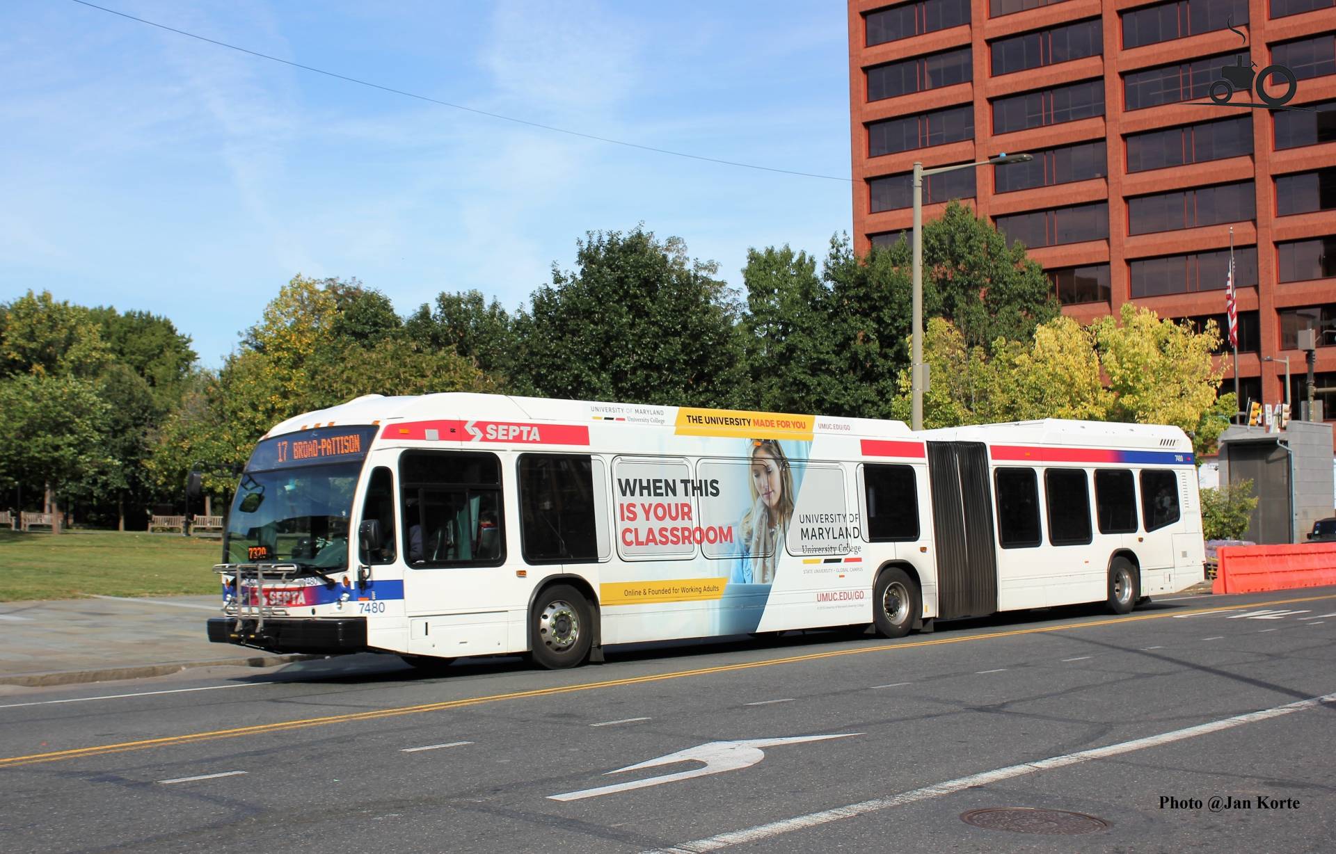 Foto Novabus LFS Artic #1507398 - TruckFan