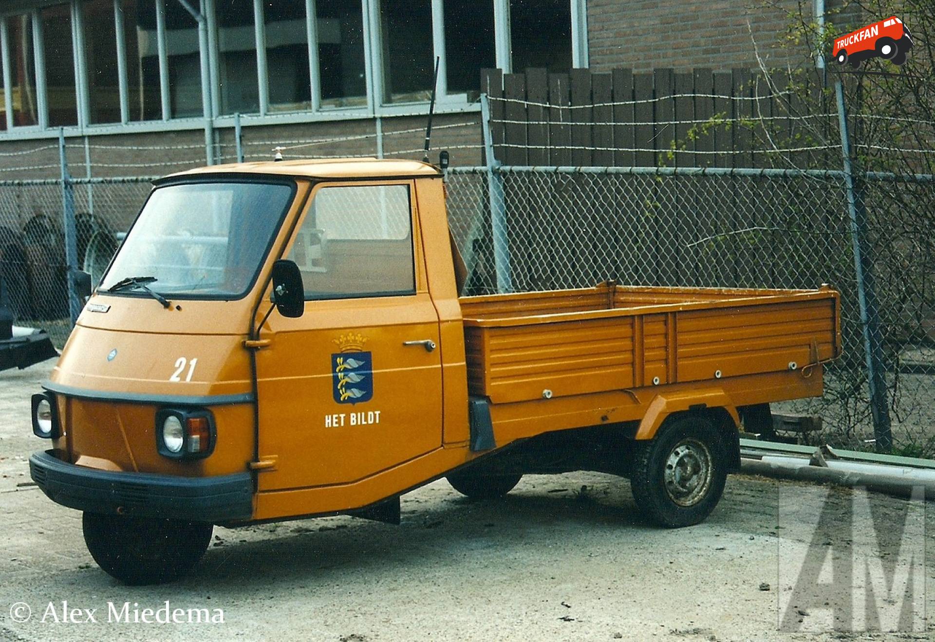 Foto Piaggio Ape Car van Gemeente Het Bildt - TruckFan