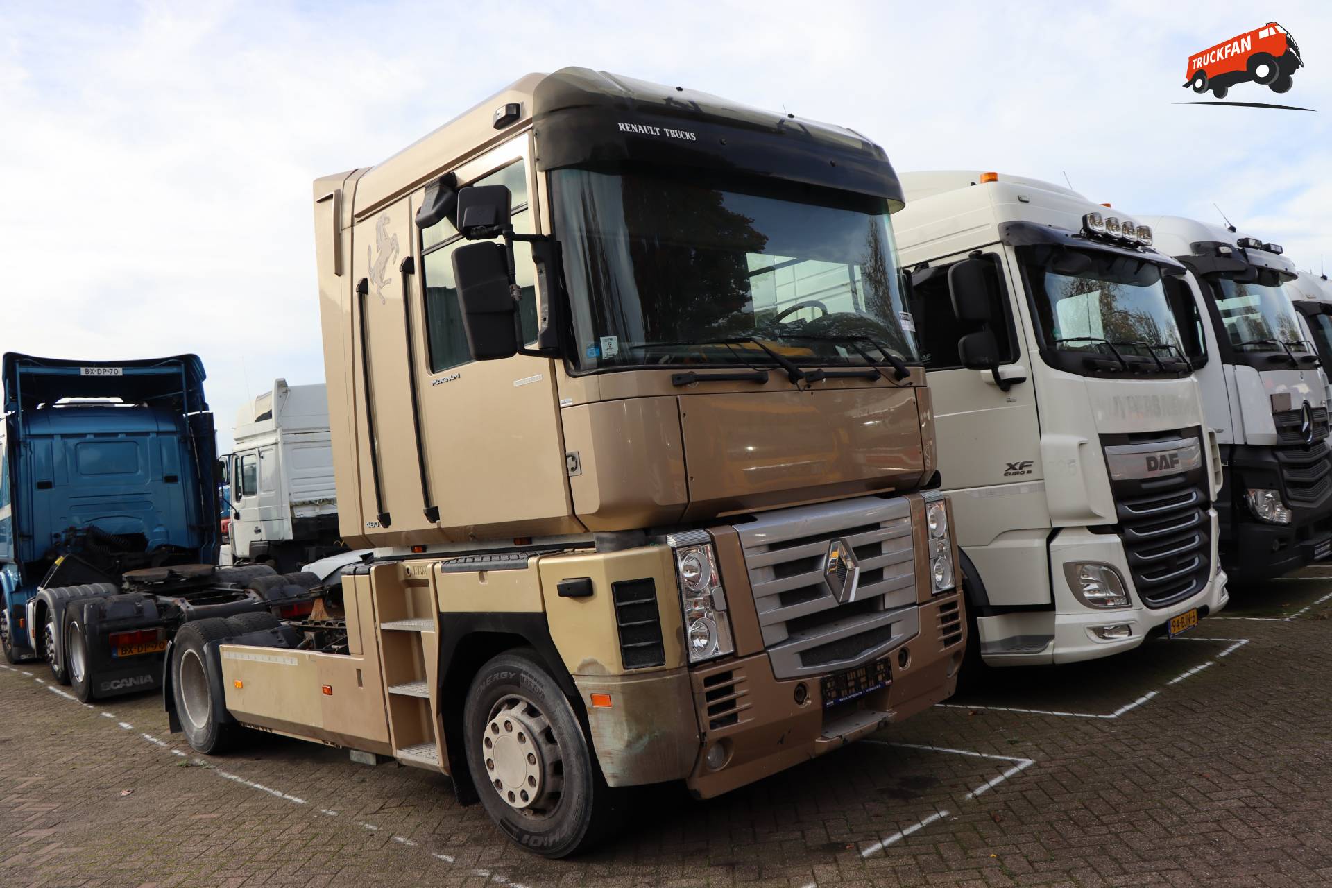 Foto Renault Magnum 3rd gen #1495950 - TruckFan