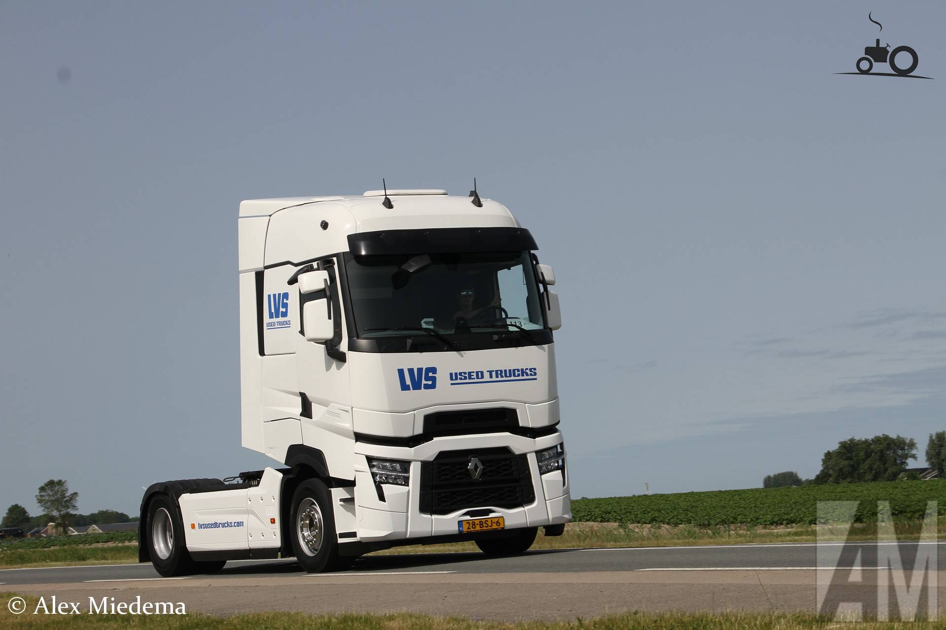 Foto Renault T-serie van Van der Linden van Sprankhuizen (LVS) - TruckFan