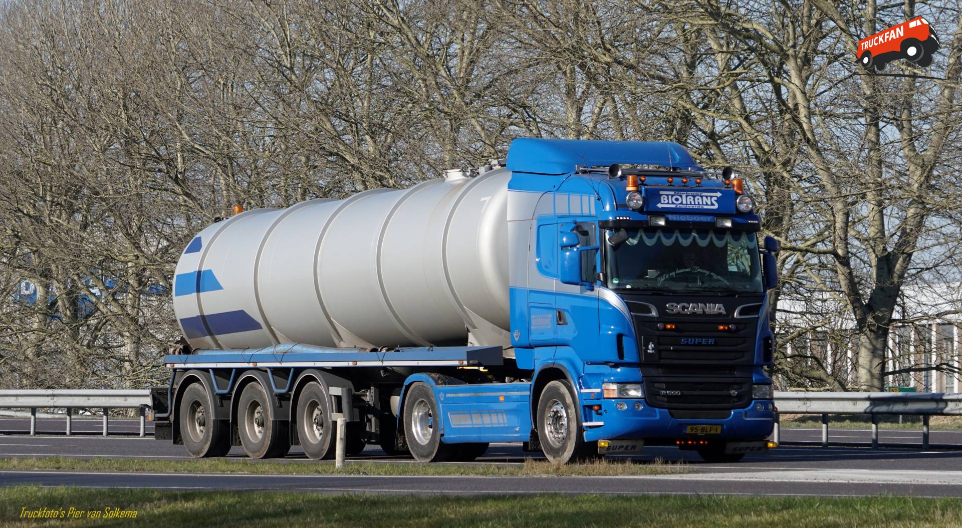 Foto Scania R560 #1460503 - TruckFan