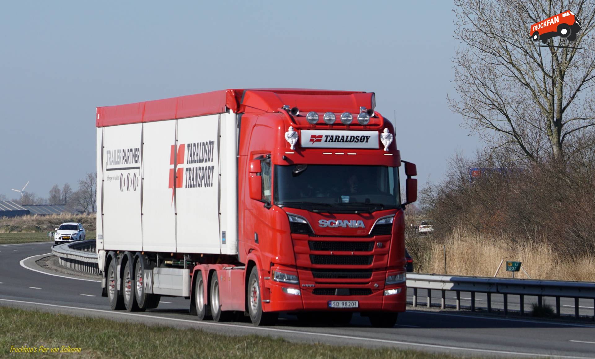 Foto Scania R560 #1461014 - TruckFan