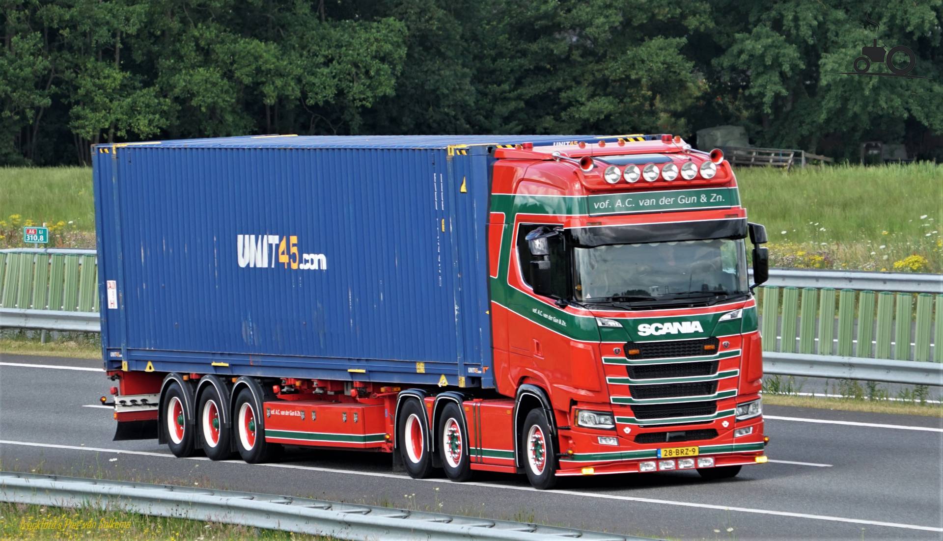 Foto Scania S590 van vof. A.C. van der Gun & Zn. - TruckFan
