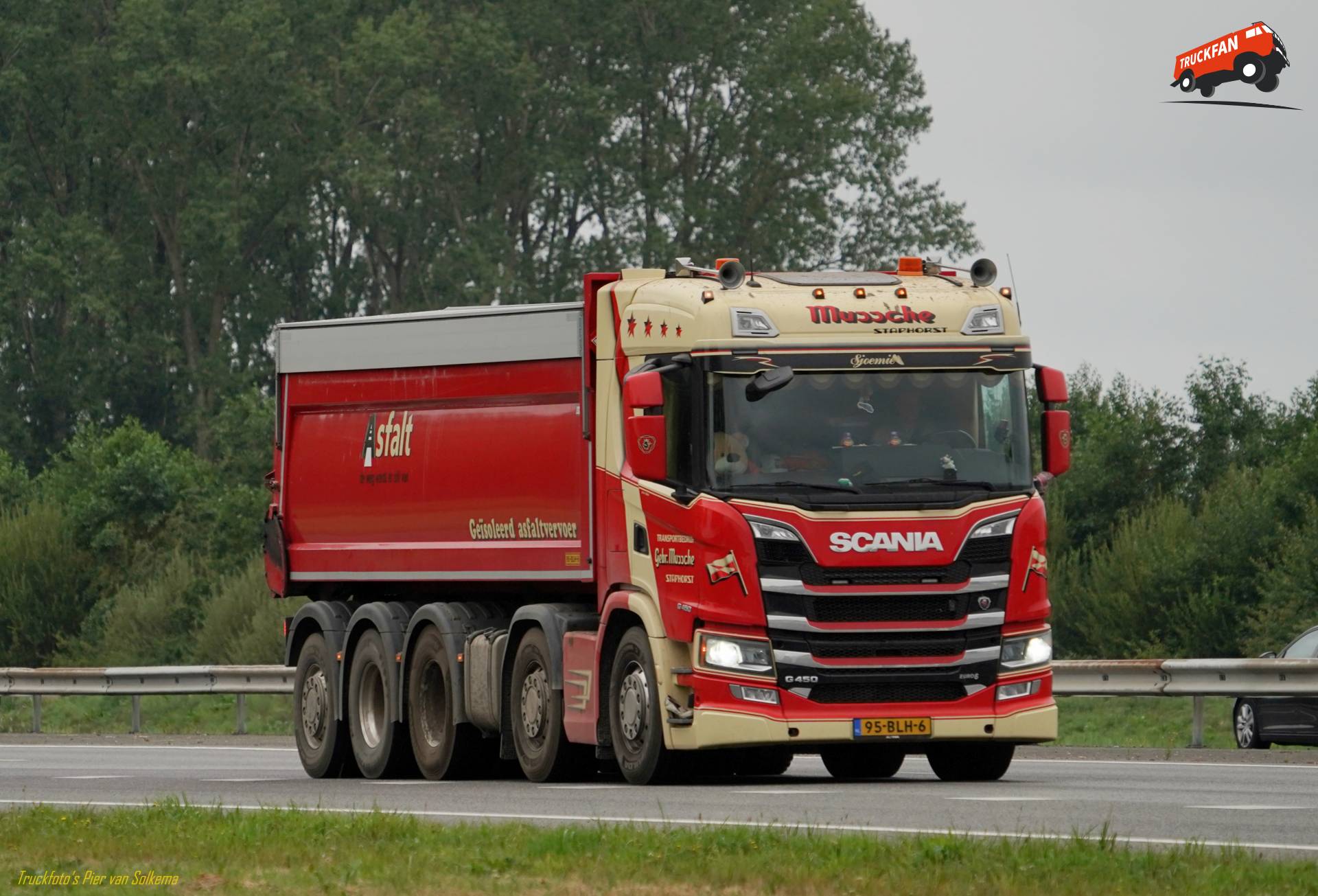 Foto Scania G450 #1488156 - TruckFan