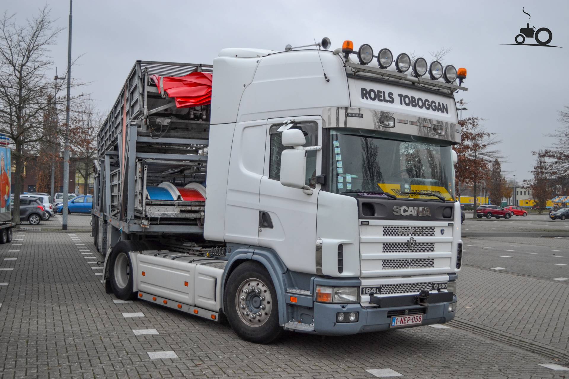 Foto Scania 164 van kermis - TruckFan
