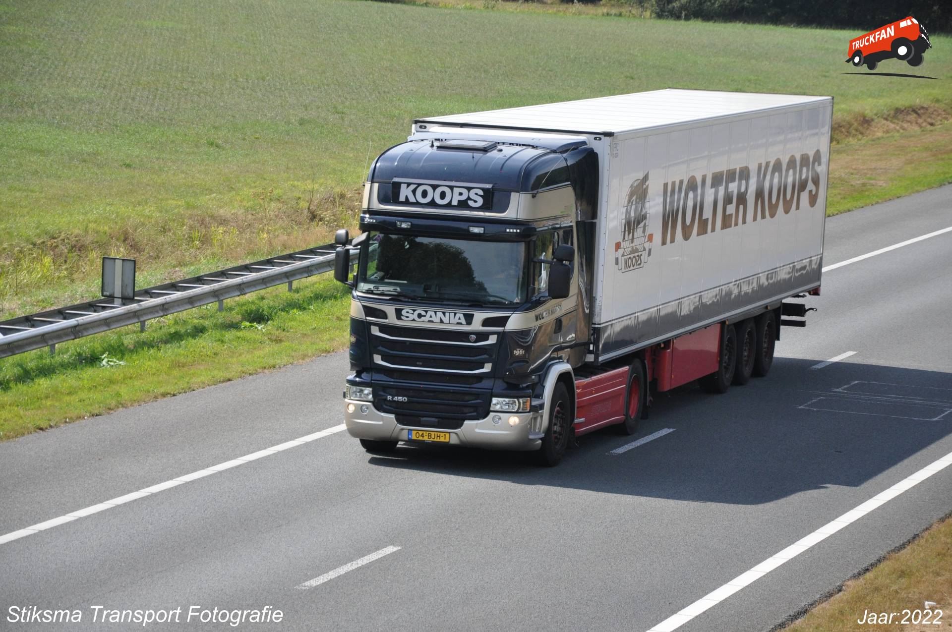 Foto Scania R450 van Wolter Koops Internationale Transporten B.V ...