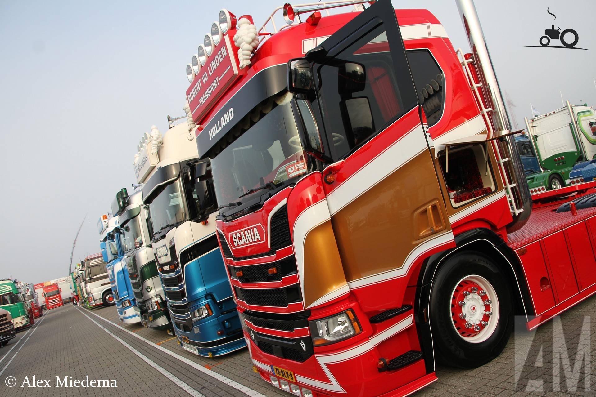 Foto Scania meerdere van Robert vd Linden Transport - TruckFan