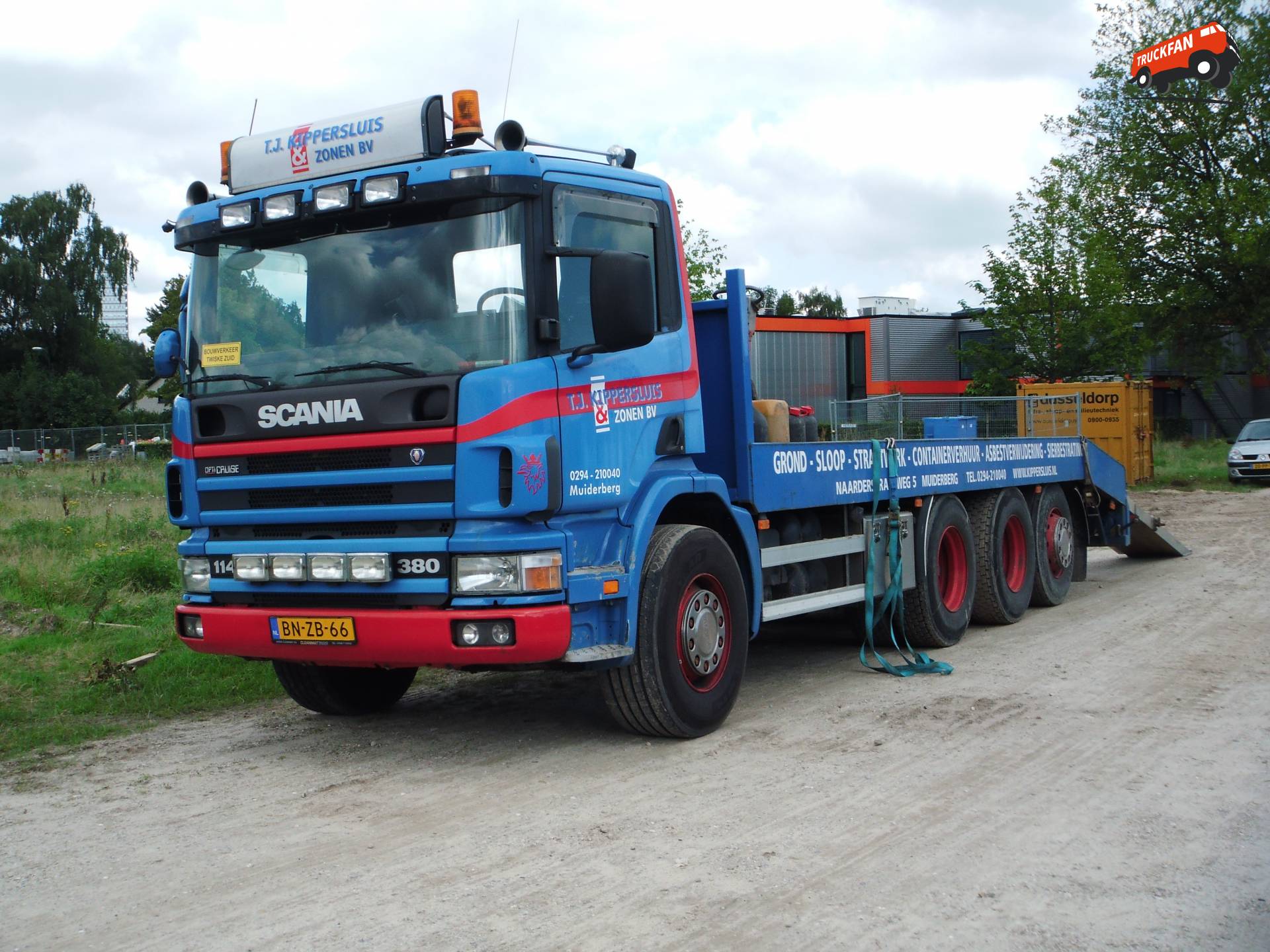 Foto Scania 114 #1066414 - TruckFan