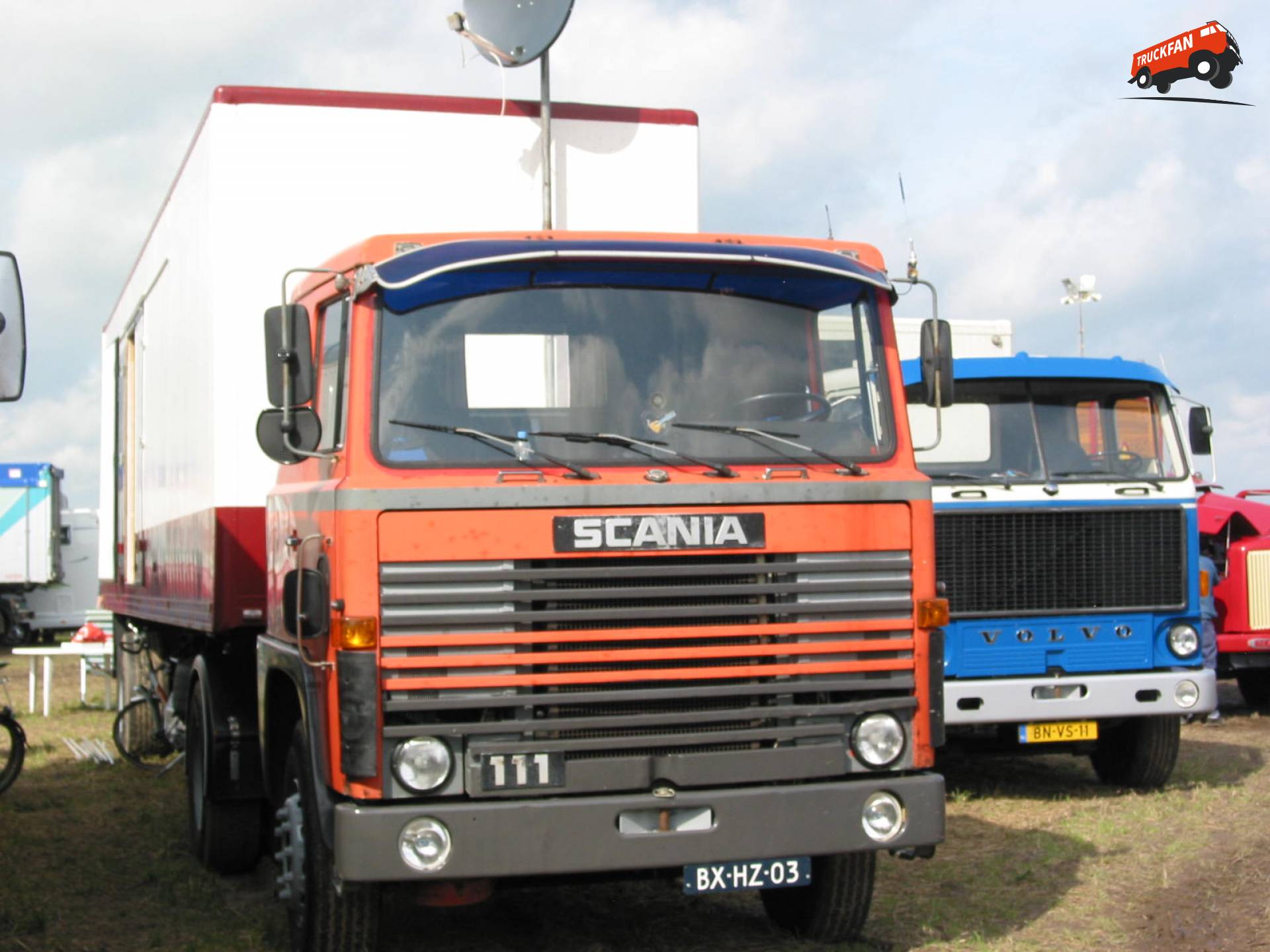 Foto Scania 111 #998552 - TruckFan