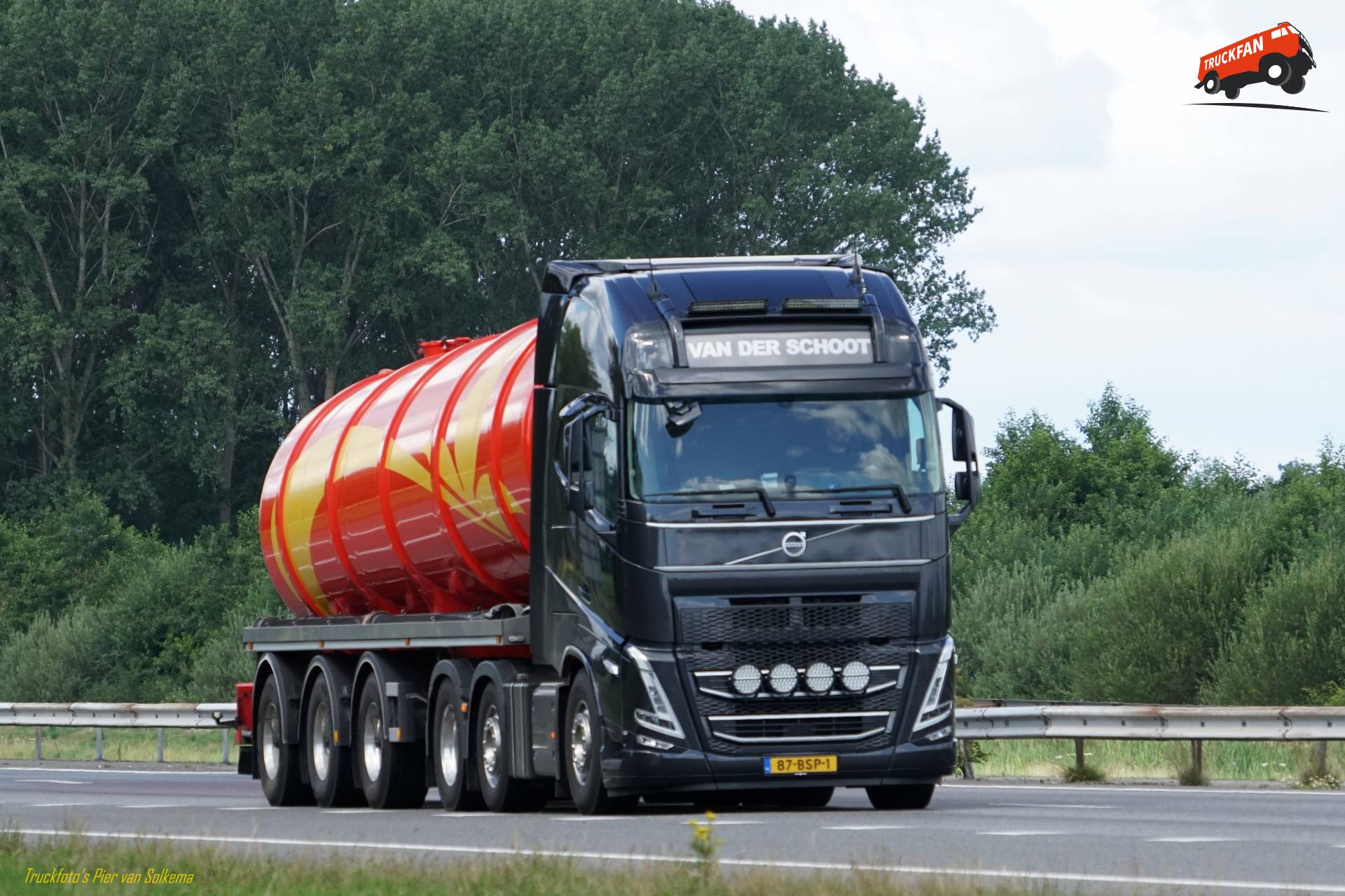 Foto Volvo FH 5th gen #1486686 - TruckFan