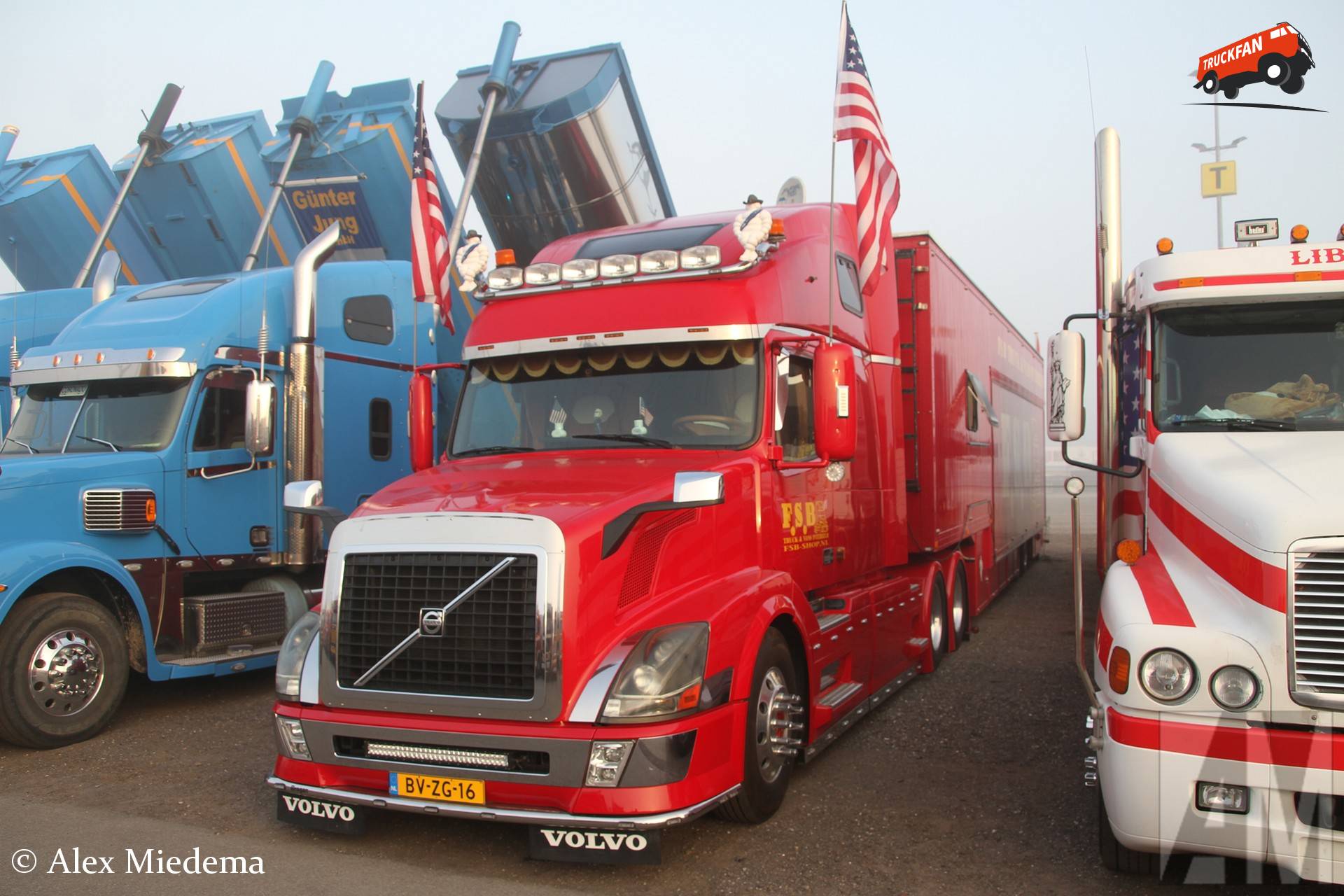 Foto Volvo VN van F.S.B. truck & vans interieur - TruckFan