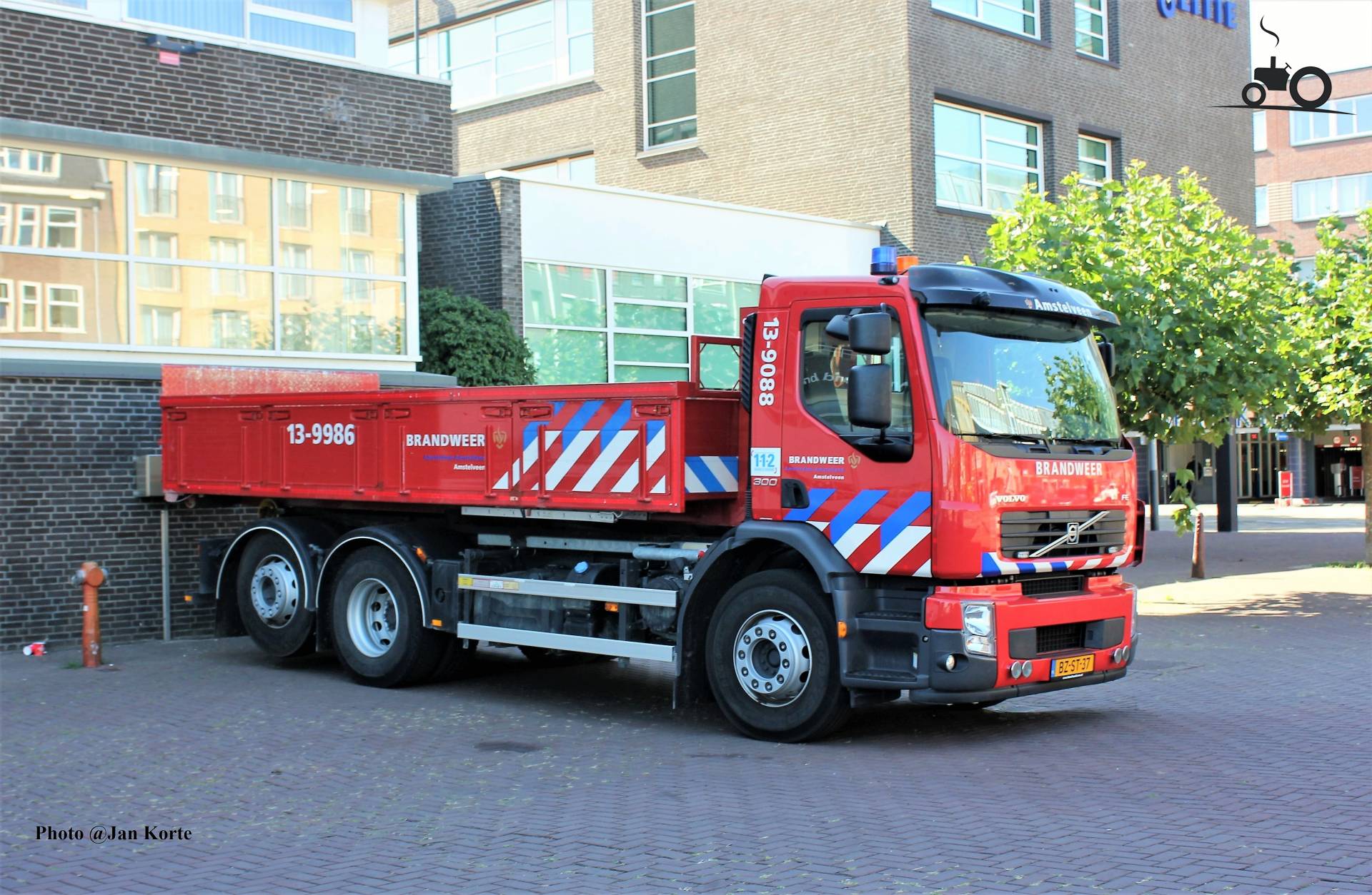 Foto Volvo FE 1st gen van Brandweer Amsterdam-Amstelland - TruckFan