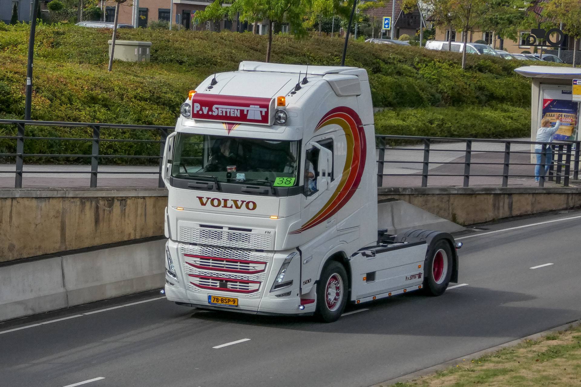Foto Volvo FH 5th gen van P. Van Setten Transport B.V. - TruckFan