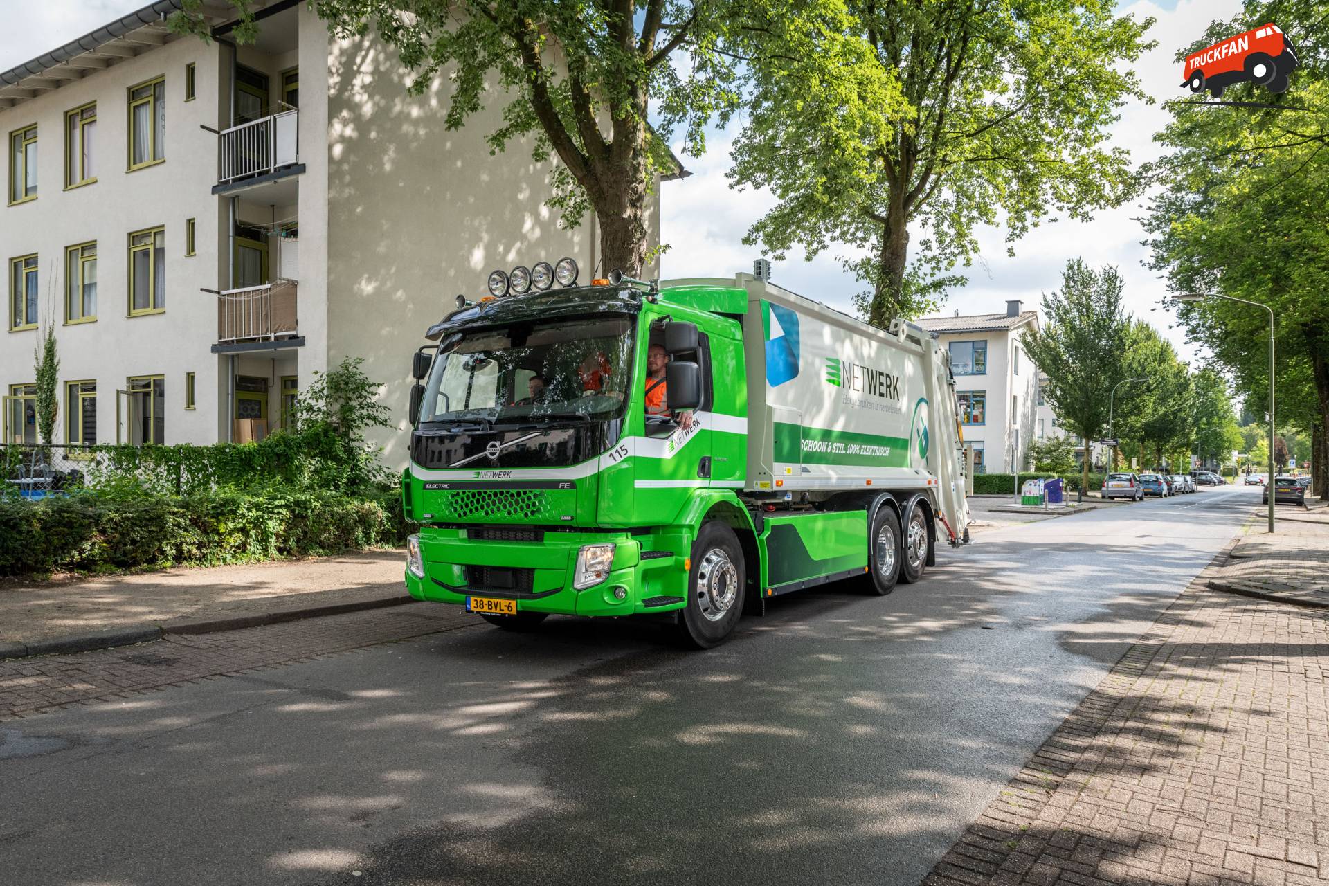 Foto Volvo FE electric van Netwerk NV - TruckFan