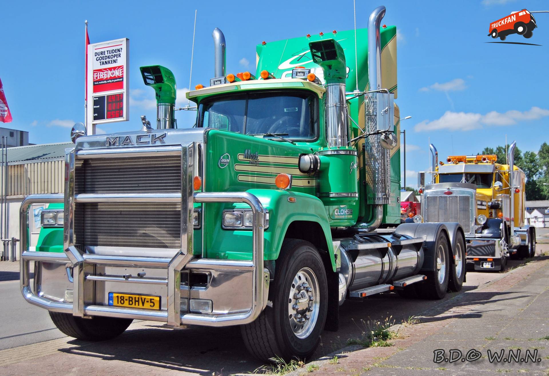 Foto vrachtwagen Mack #1170294 - TruckFan