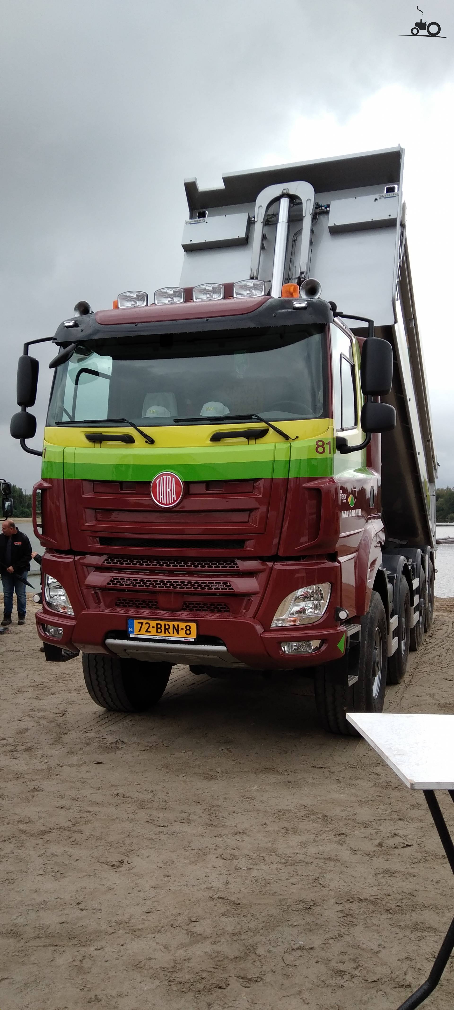 Foto vrachtwagen Tatra #1489741 - TruckFan