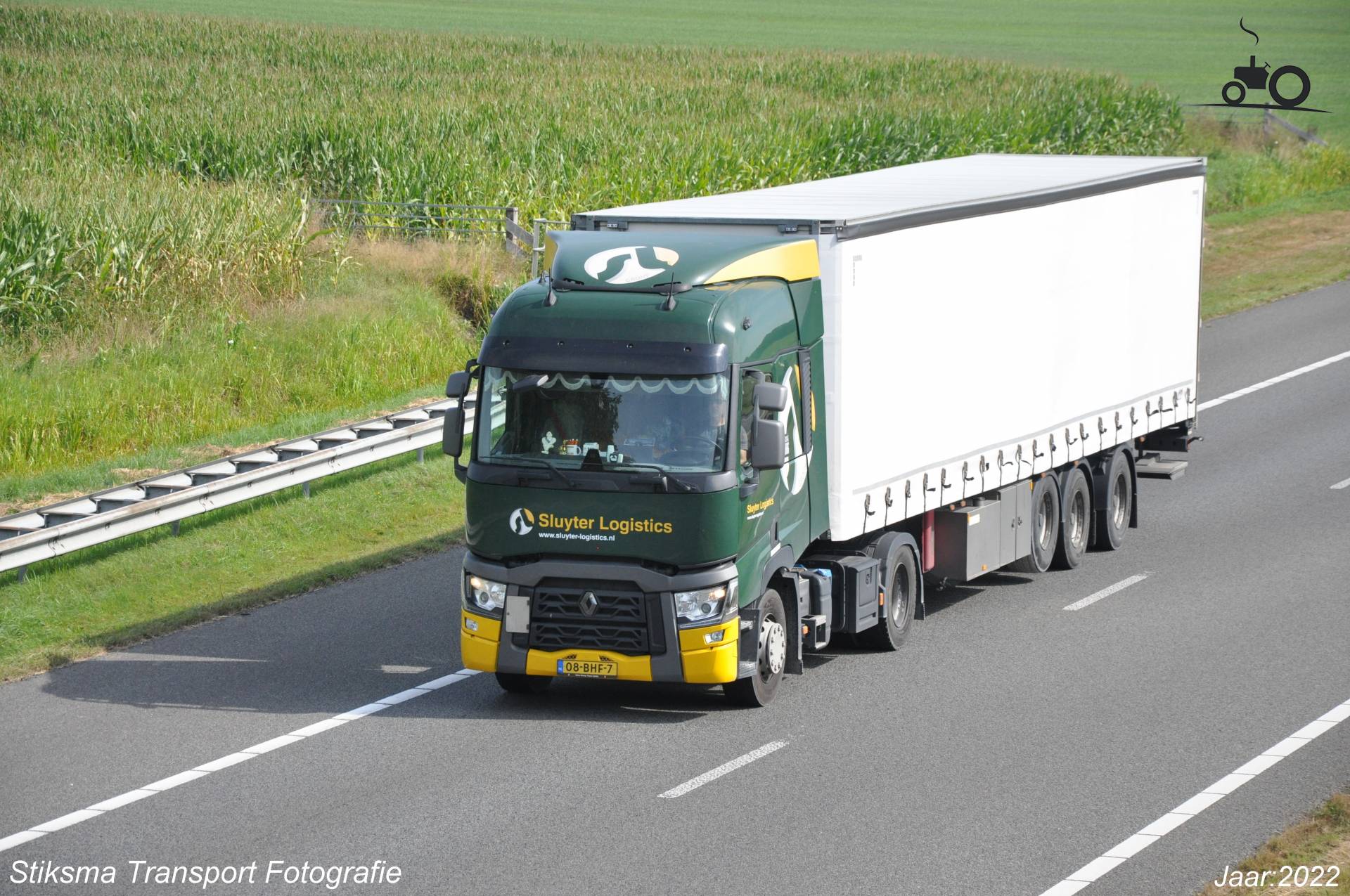 Foto vrachtwagen Renault van Sluyter Logistics Holding B.V. - TruckFan