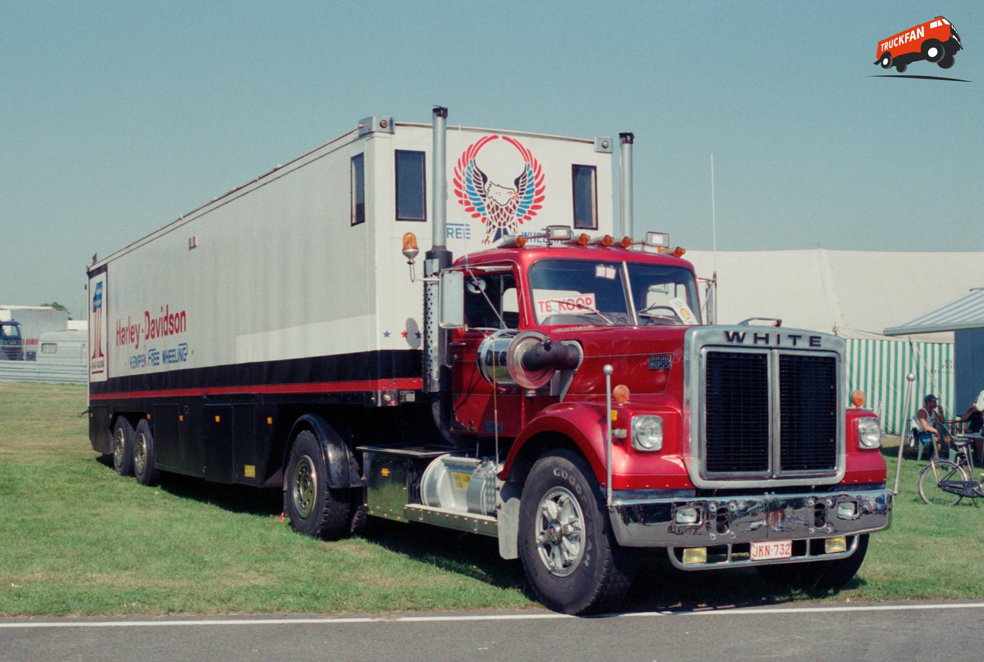 Foto White Road Boss #1012127