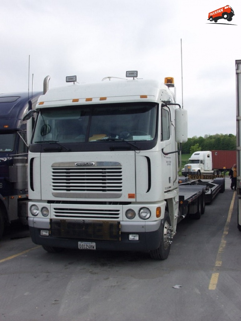 Foto Freightliner Argosy #1015119 - TruckFan