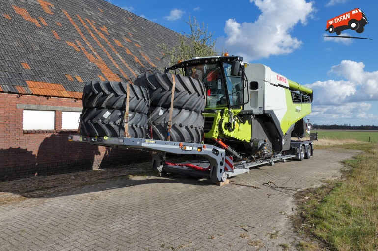 Foto Gebr. Recker oplegger van Zwaartransport Twente (ZTT) B.V., Van ...
