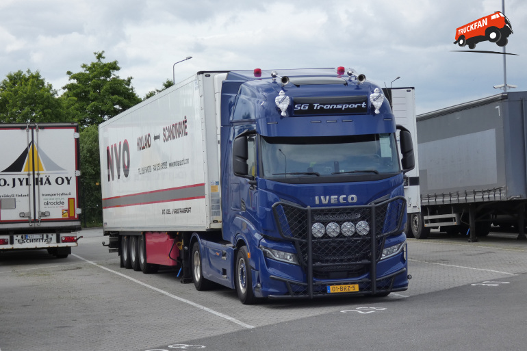 Foto Iveco S-Way van SG Transport, NVO Transport BV - TruckFan