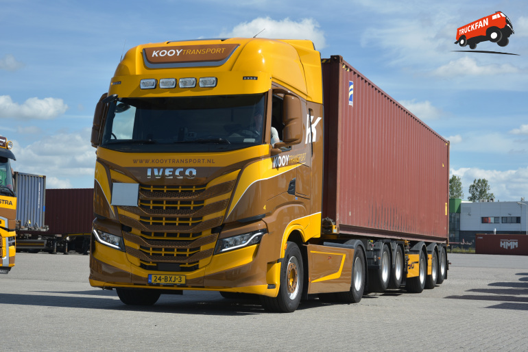 Foto Iveco S-Way van Int. Transp.bedr. H. van der Kooy & Zn. B.V., Niek Dijkstra Transport B.V ...