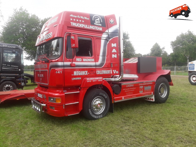 Foto MAN F2000 #1298806 - TruckFan
