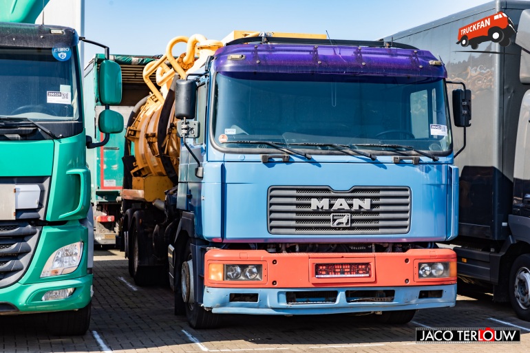 Foto MAN F2000 #1462425 - TruckFan