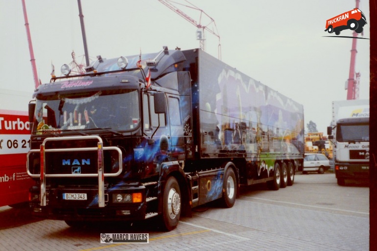 Foto MAN F90 #1042337 - TruckFan