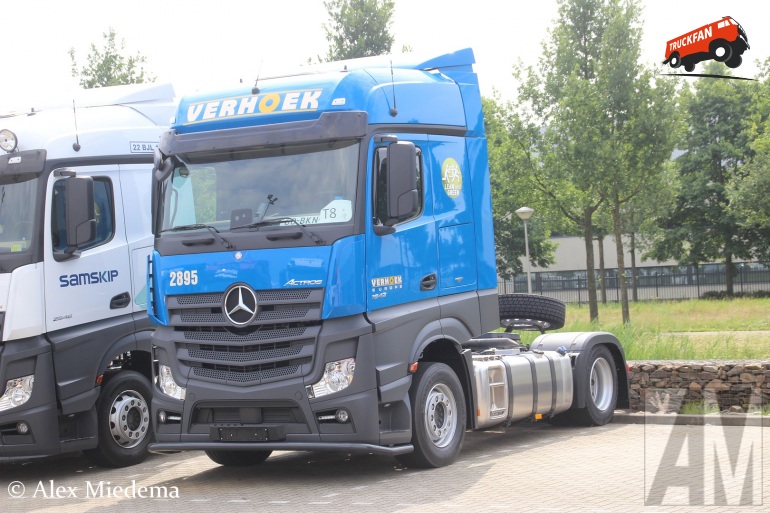 Foto Mercedes-Benz Actros MP4 van Verhoek Internationaal Transport B.V ...