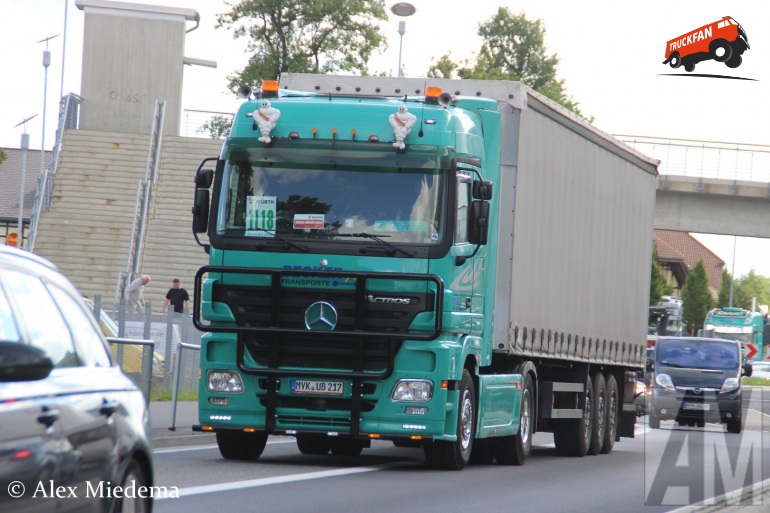 Foto Mercedes-Benz Actros MP2 van Becker Transporte - TruckFan