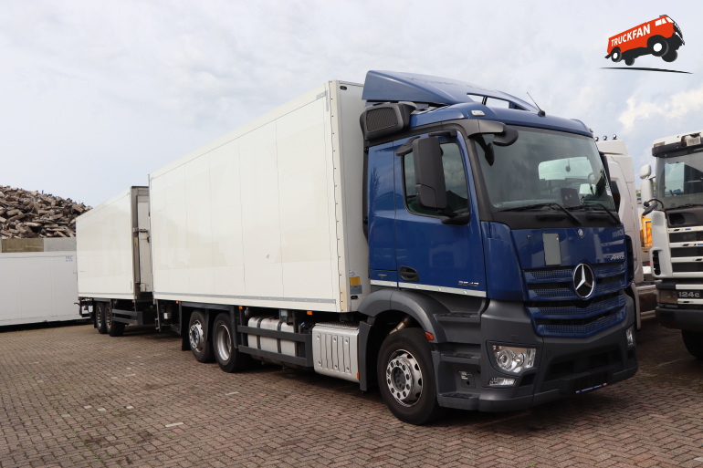 Foto Mercedes-Benz Antos #1472158 - TruckFan