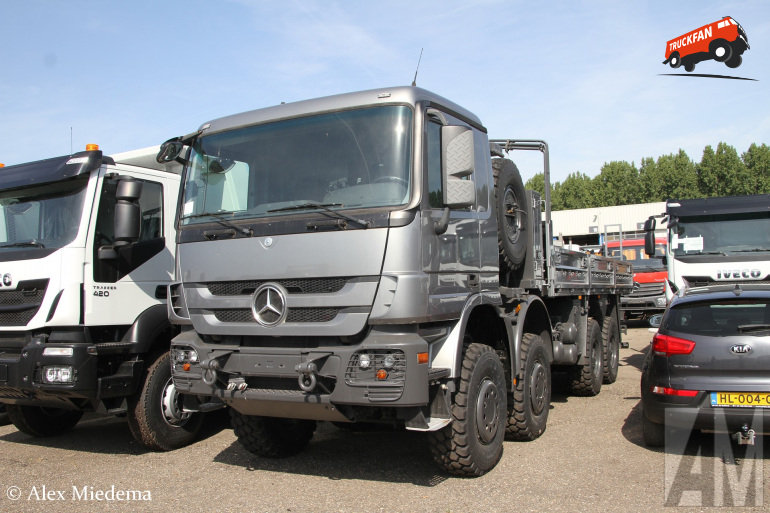 Foto Mercedes-Benz Actros MP3 van Van Vliet Trucks - TruckFan