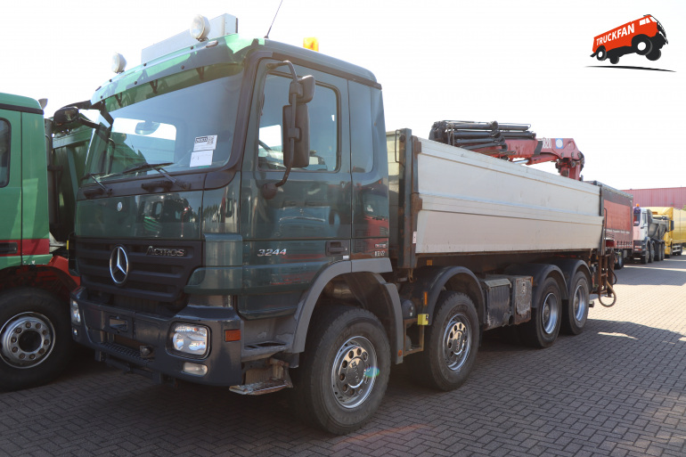 Foto Mercedes-Benz Actros MP2 #1488575 - TruckFan