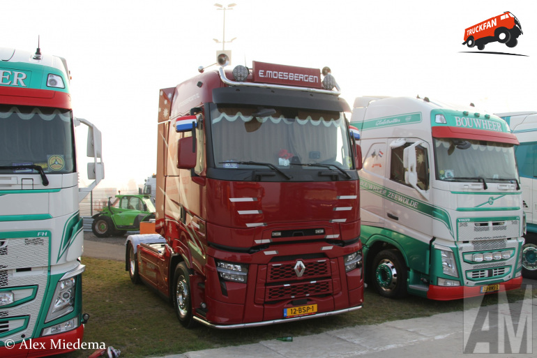 Foto Renault T-serie van E. Moesbergen & ZN BV - TruckFan