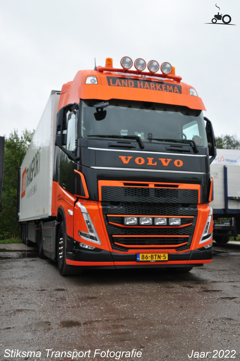 Foto Volvo FH van Land Transport - TruckFan