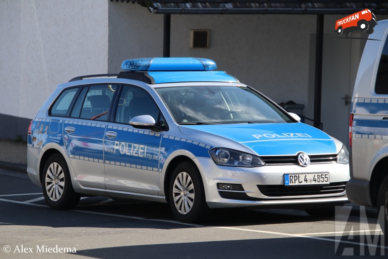 Foto VW Passat van Polizei - TruckFan